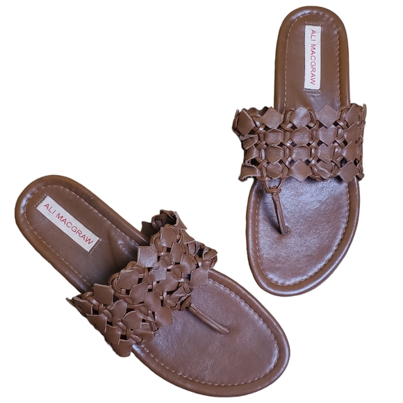 Ali MacGraw | Shoes | Ali Macgraw Wren Wedge Flip Flops Size 75 | Poshmark